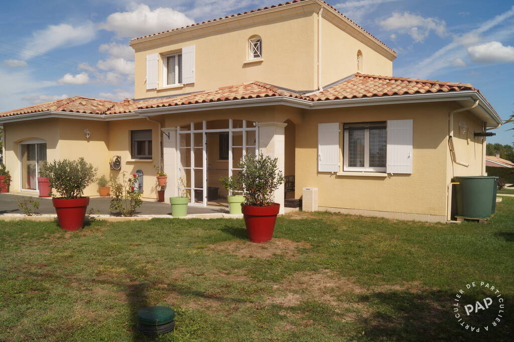 Vente maison 150 m² Saint-Martin-De-Laye (33910) - 150 m² - 353.000 ...