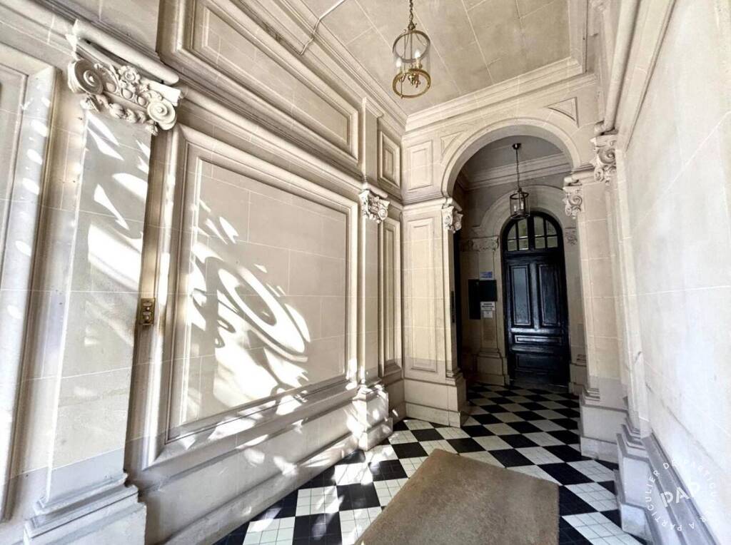 Location meublée studio 11 m² Paris 17E (75017) - 11 m² - 680 ...